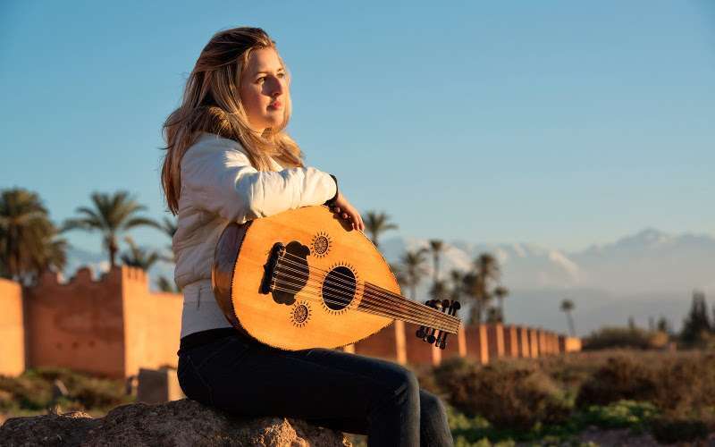 Amerikaanse Jennifer Grout brengt eerste clip in het Amazigh uit (video)