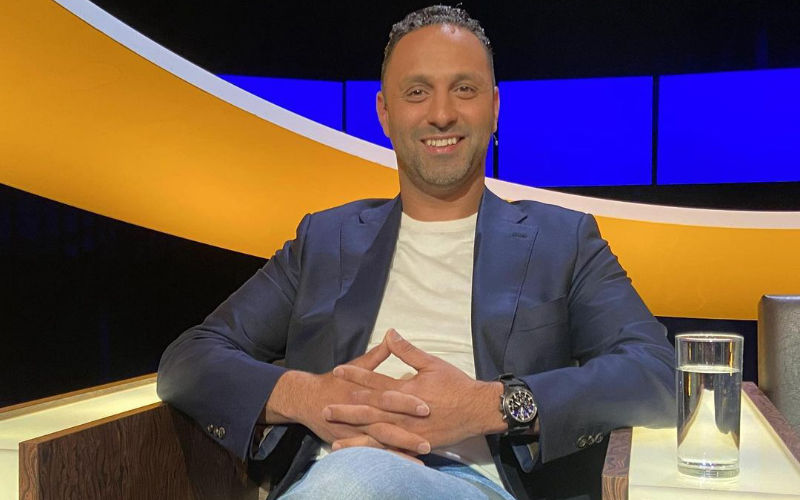 Khalid Kasem Van Omkoping Beschuldigd Hij Vroeg 12 000 Euro
