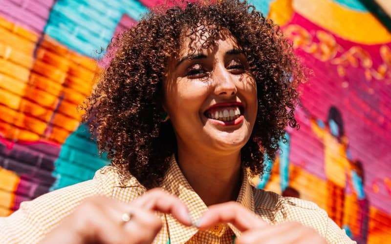 Belgische politica Nadia Naji had het niet breed, maar leerde delen