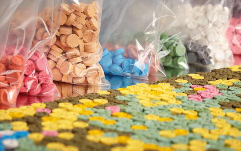 Politie Nador onderschept tienduizenden xtc-pillen, man uit Europa opgepakt