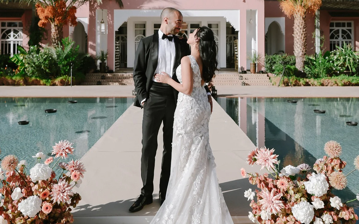 Sammy Mahdi en Nawal Farih in Marokko getrouwd (foto’s)