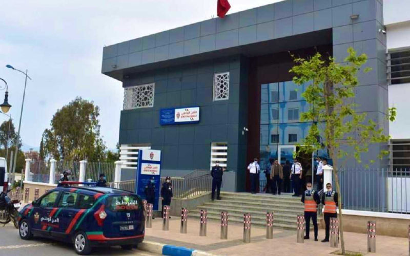 Politie Imzouren stopt inbraak in geldtransferagentschap