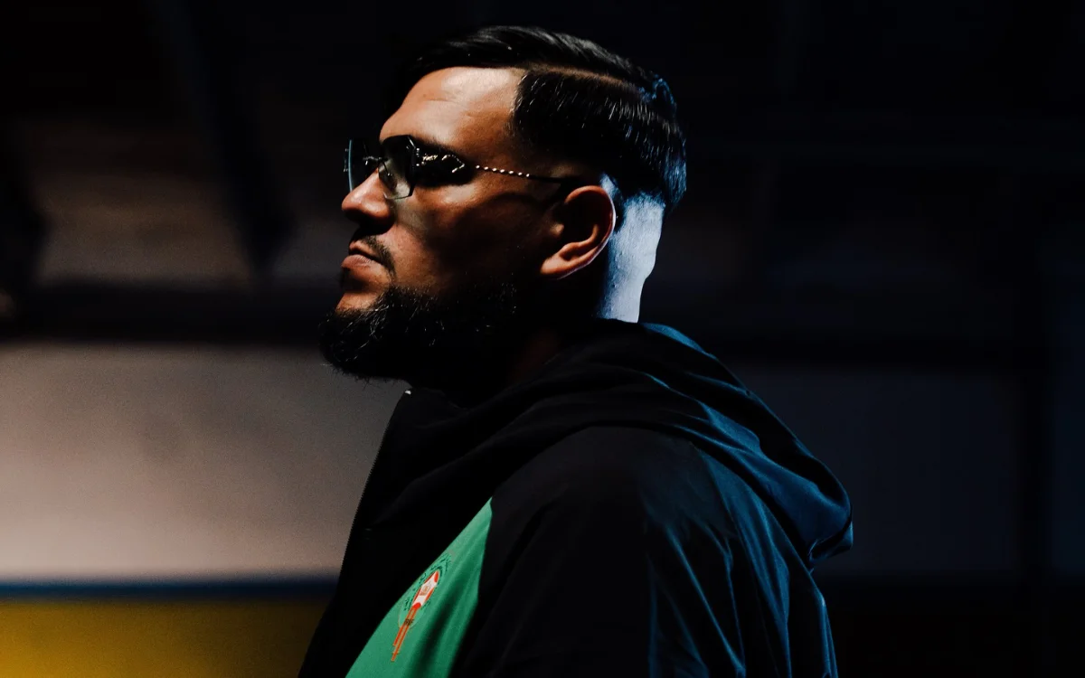 Molenbeekse rapper Sky breekt door met hoofdrol in rapserie