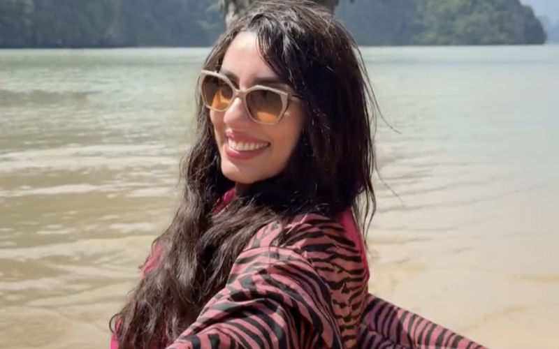 Sahar Seddiki geniet van vakantie in Thailand (video)
